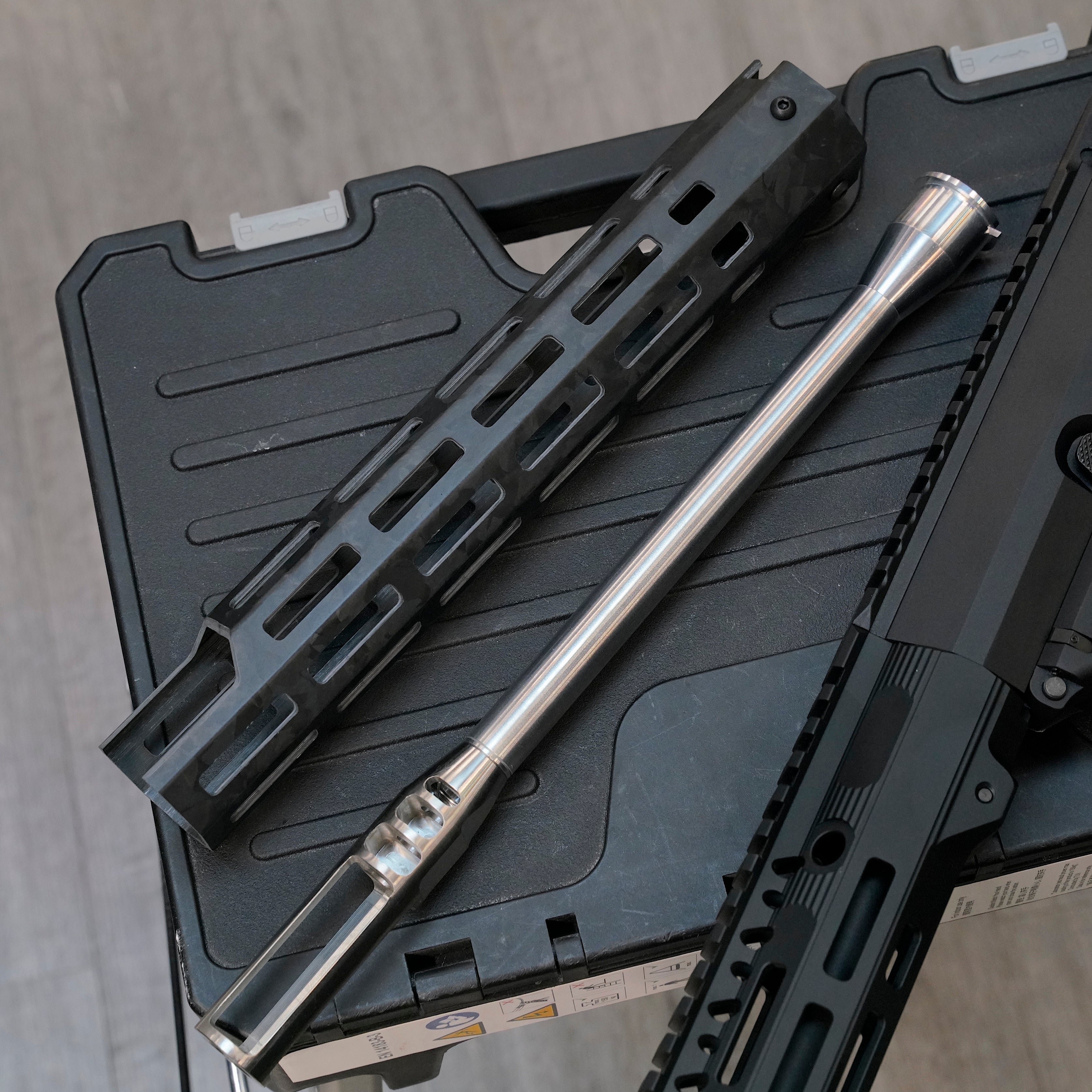 Revanchist Airsoft 10.5" Forged Pattern Carbon Fiber M-Lok Rail Conver ...