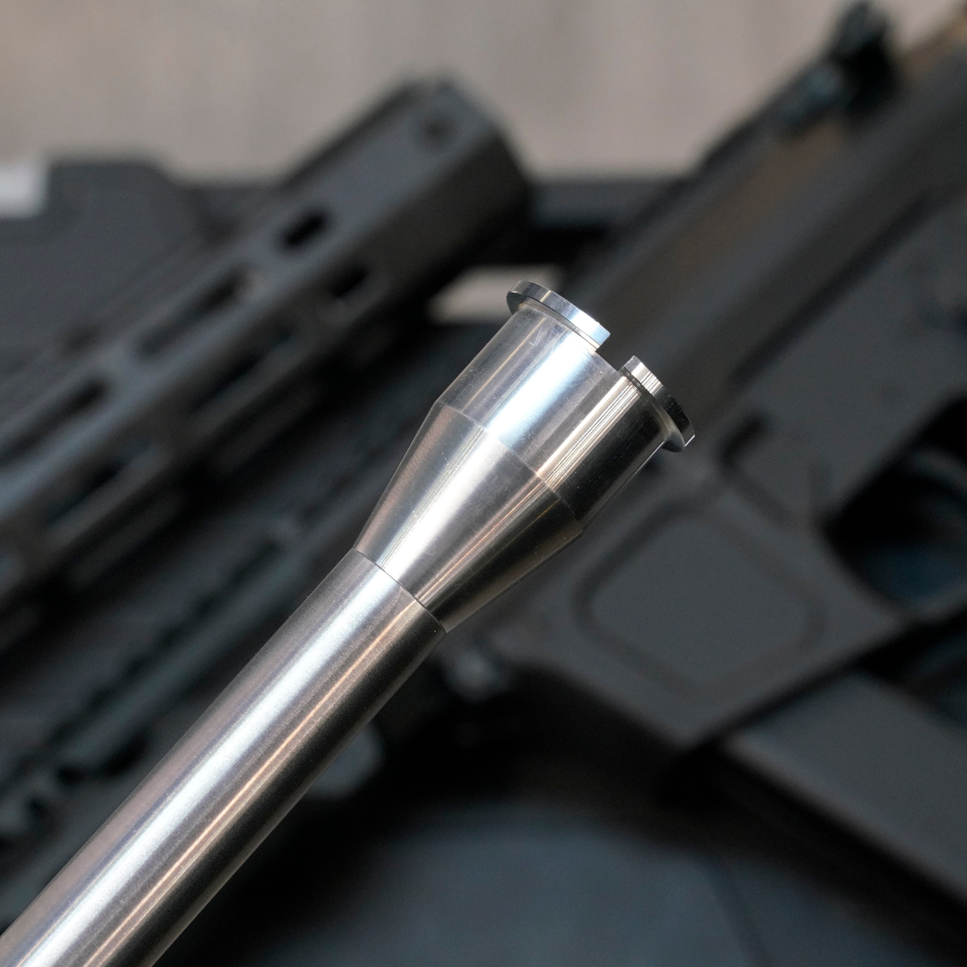 Revanchist Airsoft 10.5" Forged Pattern Carbon Fiber M-Lok Rail Conver ...